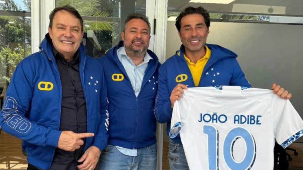 Magnata libera quase R$ 200 milhões para o Cruzeiro montar timaço em ...